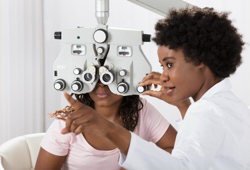 Decoding Eye Care Professionals: Ophthalmologists versus Optometrists ...